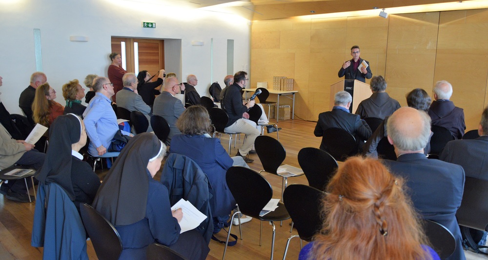 Theologen: Gefährlichkeit des Glaubens verlangt starke Theologie