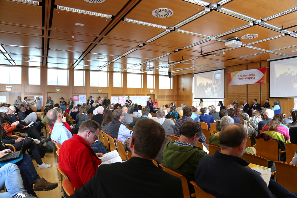 Pastoraltagung über Rolle der Kirche in polarisierter Demokratie