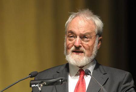 Religionspädagoge Biesinger: "Religion für alle Kinder wichtig"
