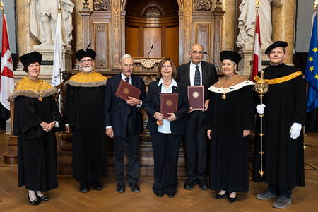 Uni Wien: Goldene Doktordiplome in Theologie verliehen